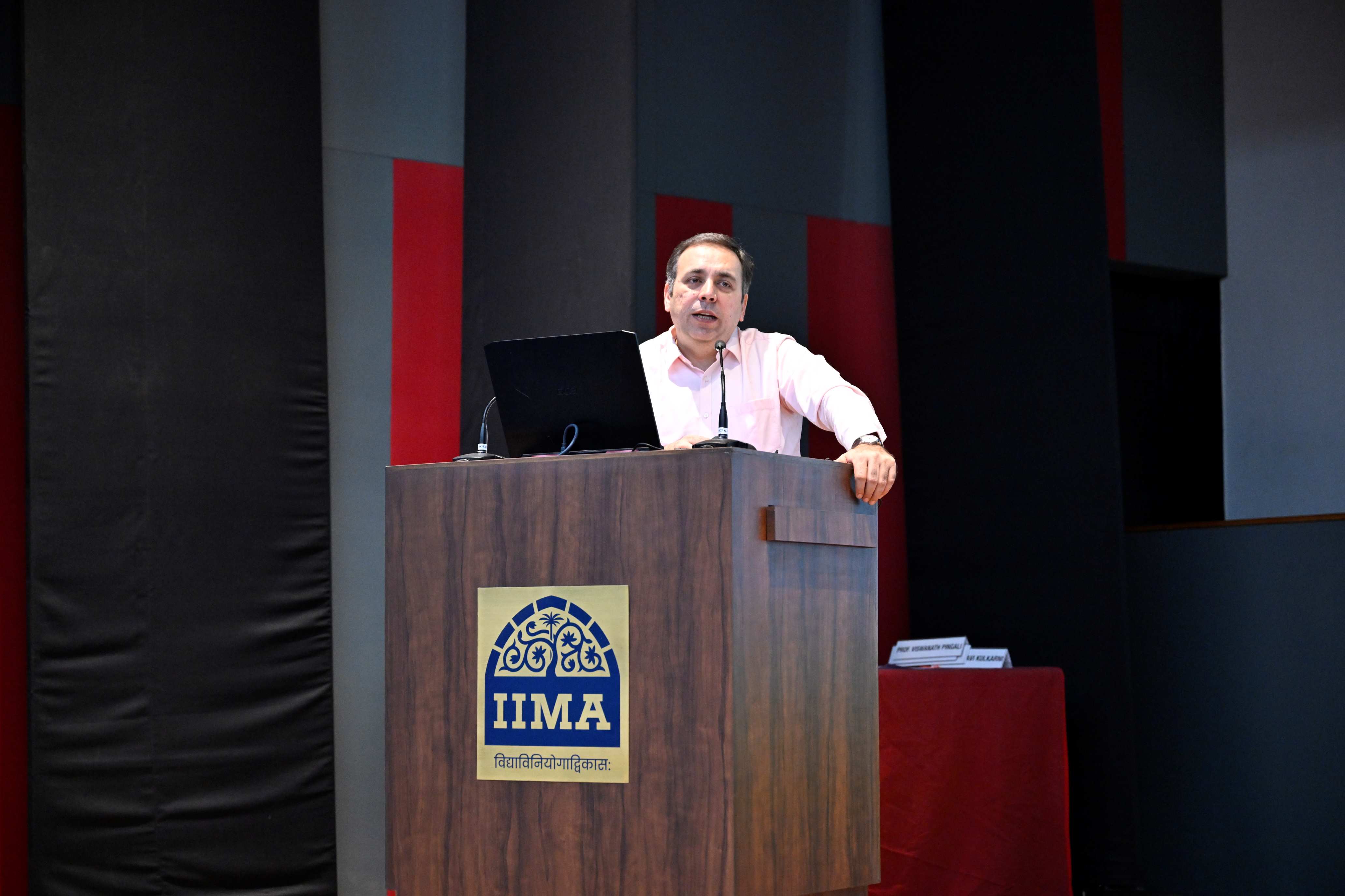 IIMA kicks off the 19th batch of PGPX (One Year MBA) with 158 high ...